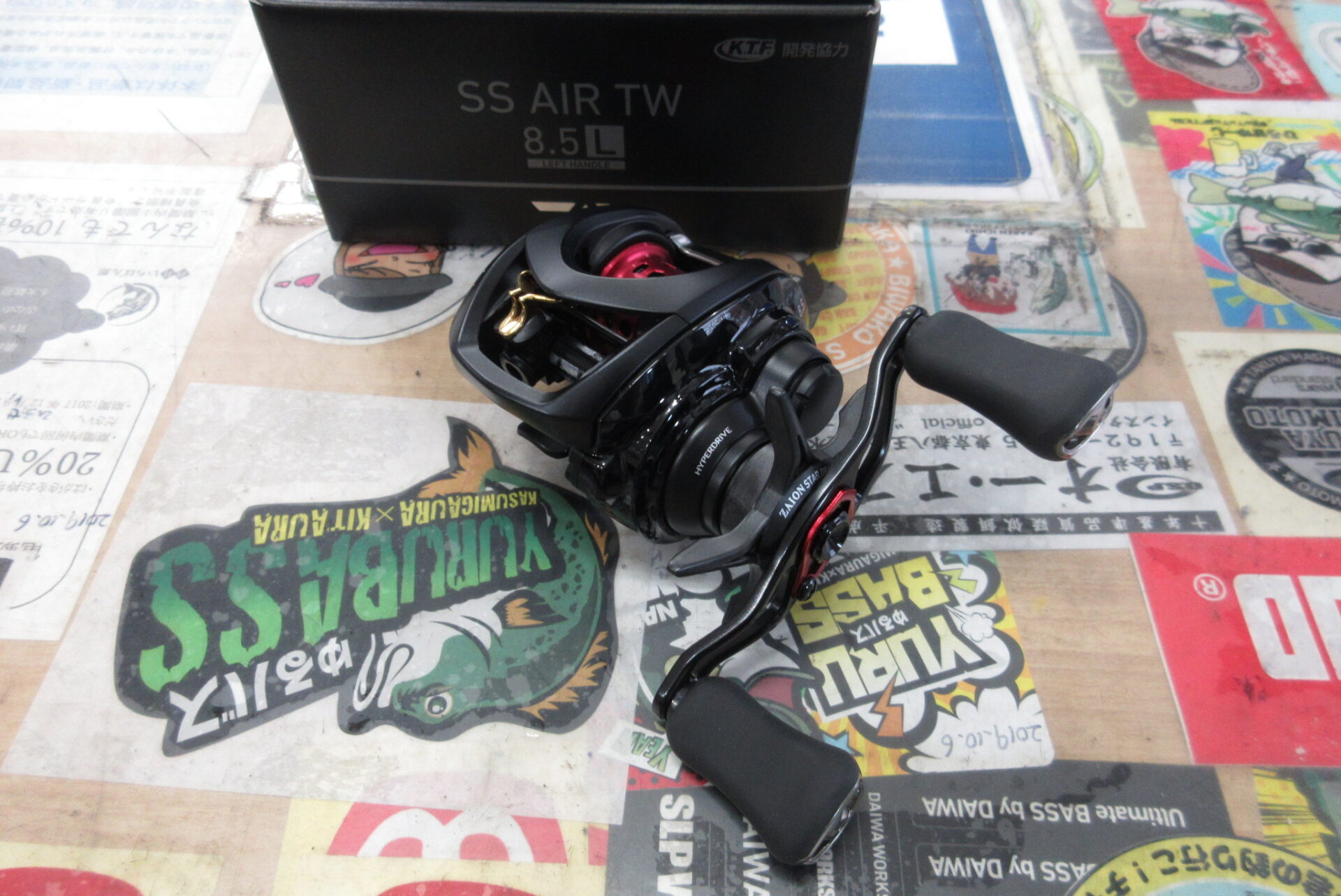 【火曜日は定休日です。】ダイワの23SSエアTW8.5Lをお買取り。釣具いちばん館は埼玉最高額買取目指しています。釣具いちばん館