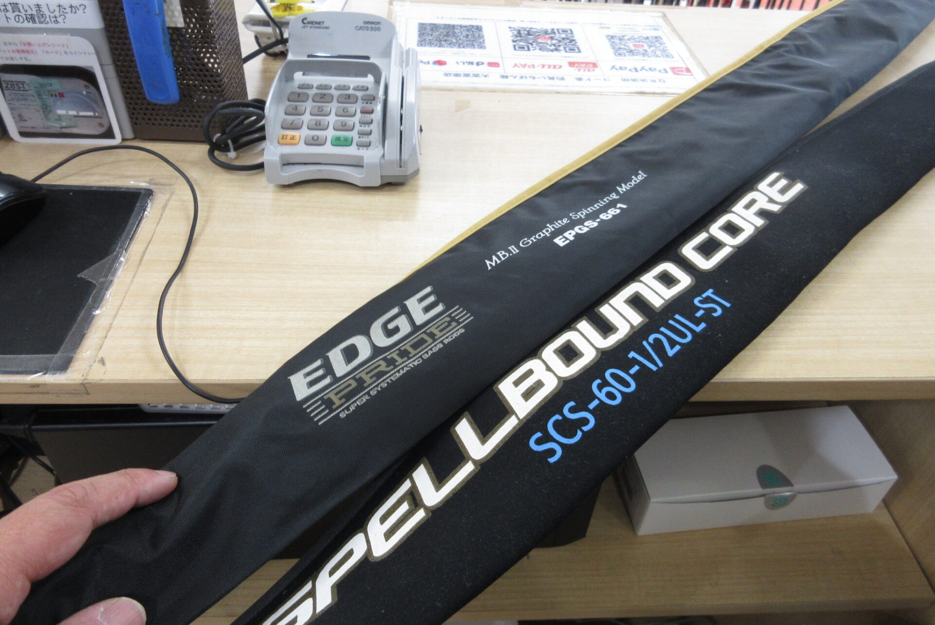 【買取20％アップキャンペーン開催中】レジットデザインのスペルバウンドコアSCS－60－1／2UL－ST、エッジプライドEPGS－661グリップダメージを買取しました。超高額買取なら釣具 ...