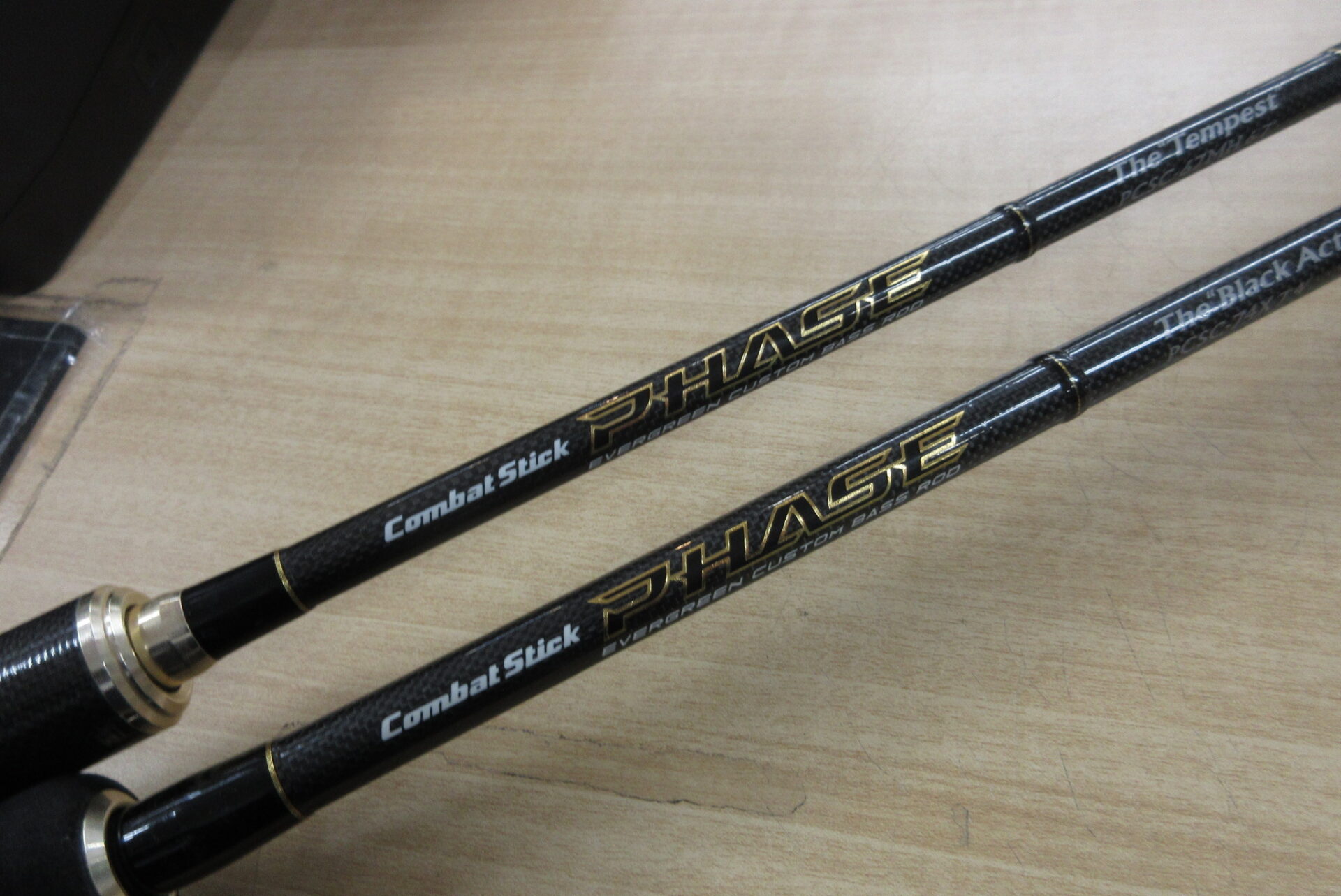 【ルアー1点からでも買い取ります!!】エバーグリーンのフェイズPCSC－74X・PCSC－67MHをお売りいただきました。大宮で釣具店といえば釣具いちばん館!!釣具いちばん館